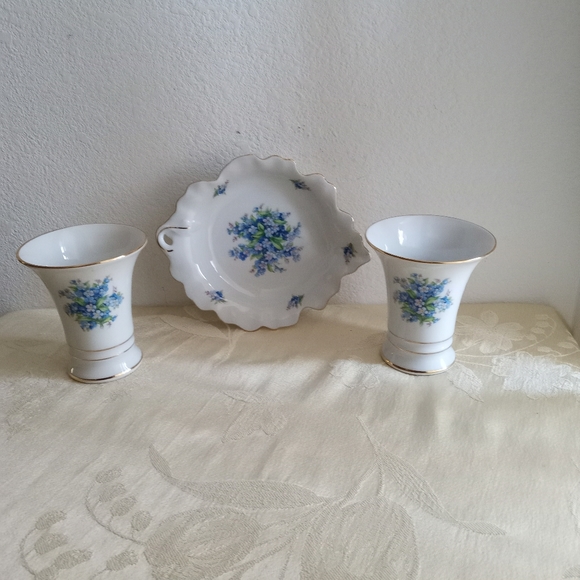 Schumann | Accents | 3 Pc Set Vintage Schumann Arzberg Germany 2 Vases ...